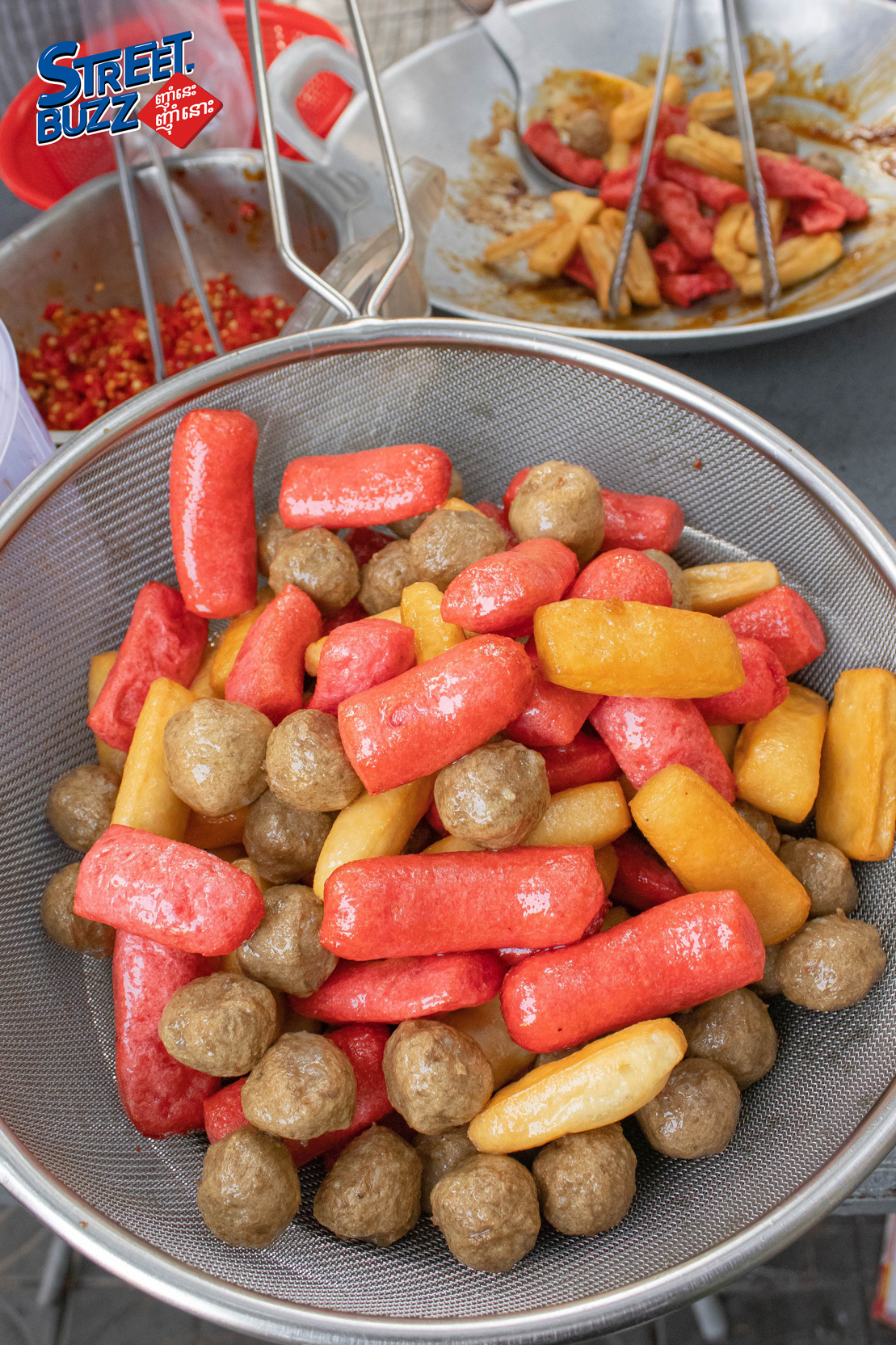 Let’s meet up for some Braised Mixed Balls near Independence Monument Park!