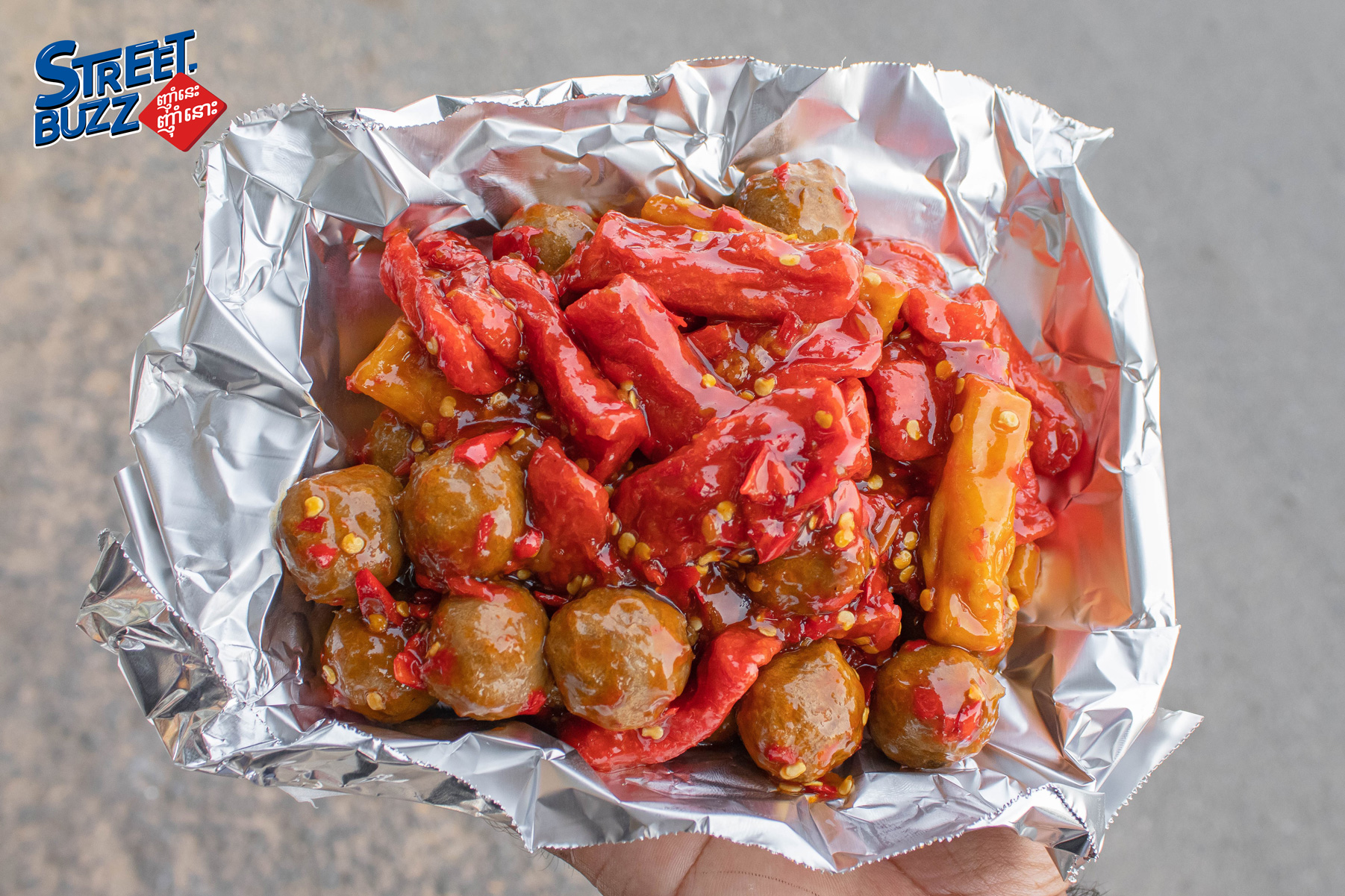 Let’s meet up for some Braised Mixed Balls near Independence Monument Park!