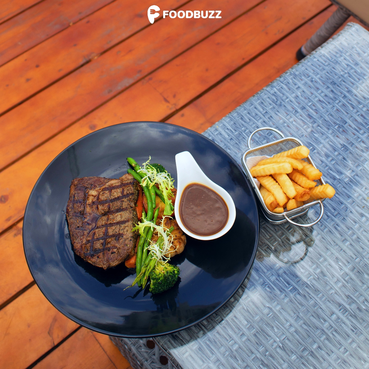 Koffie Cafe & Patisserie: A Coffee Shop in the morning that flips into ...