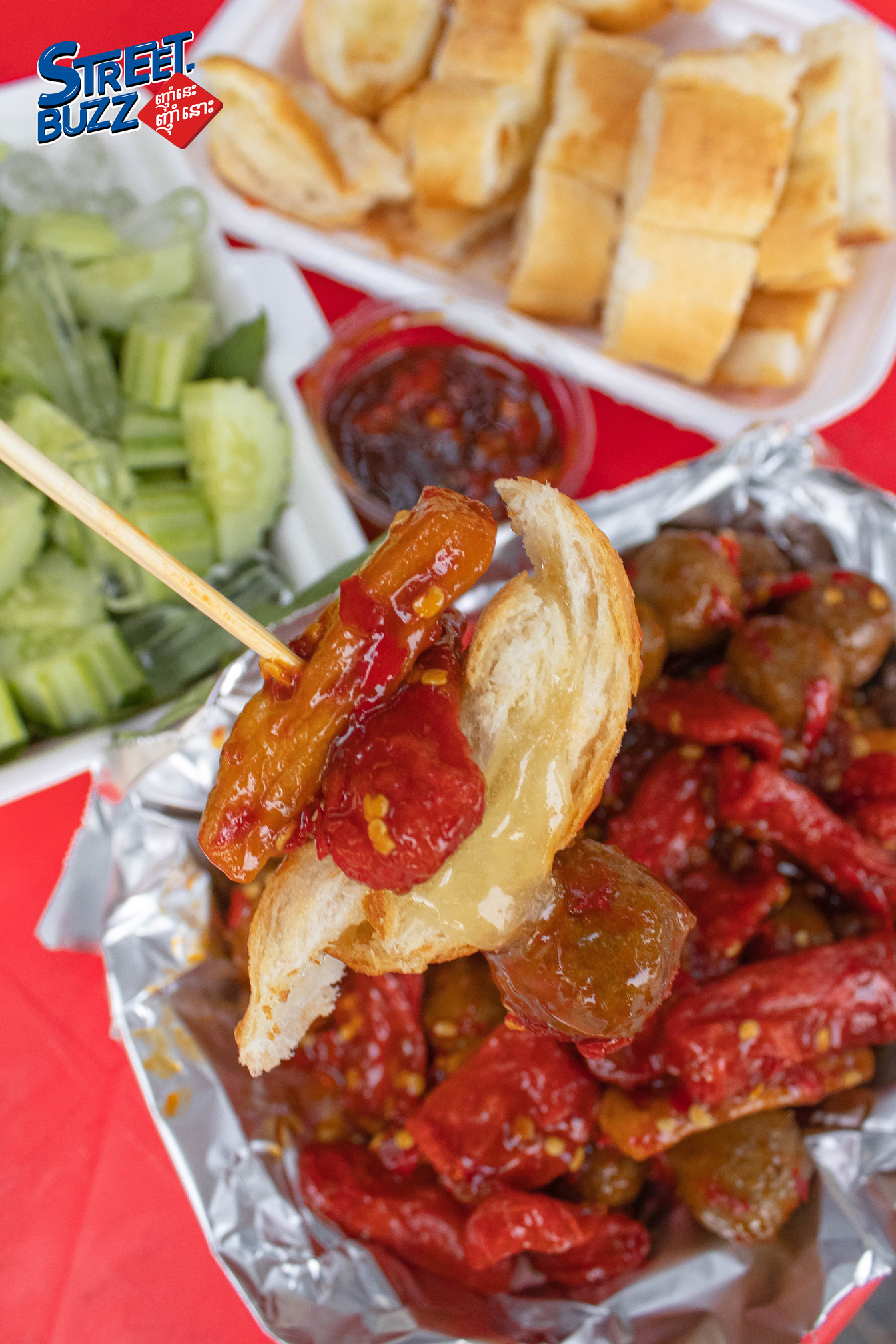 Let’s meet up for some Braised Mixed Balls near Independence Monument Park!