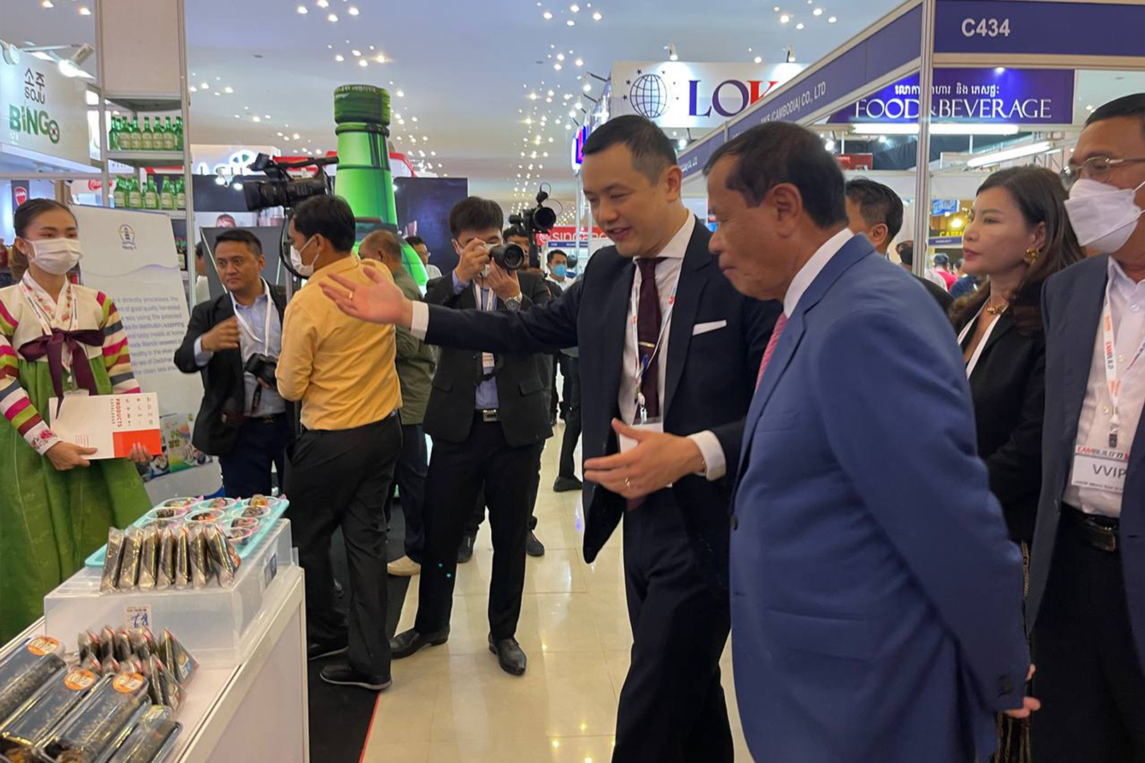 ថ្ងៃទី ១៤ ដល់ ១៦ F&B មានការតាំងពិព័រណ៍ ខេមហ្វួត ខេមហូថែល ...